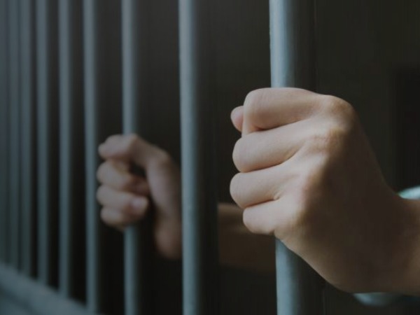 Kuwait Court Hands Seven-Year Sentences to Nine in Online Gambling Case ...